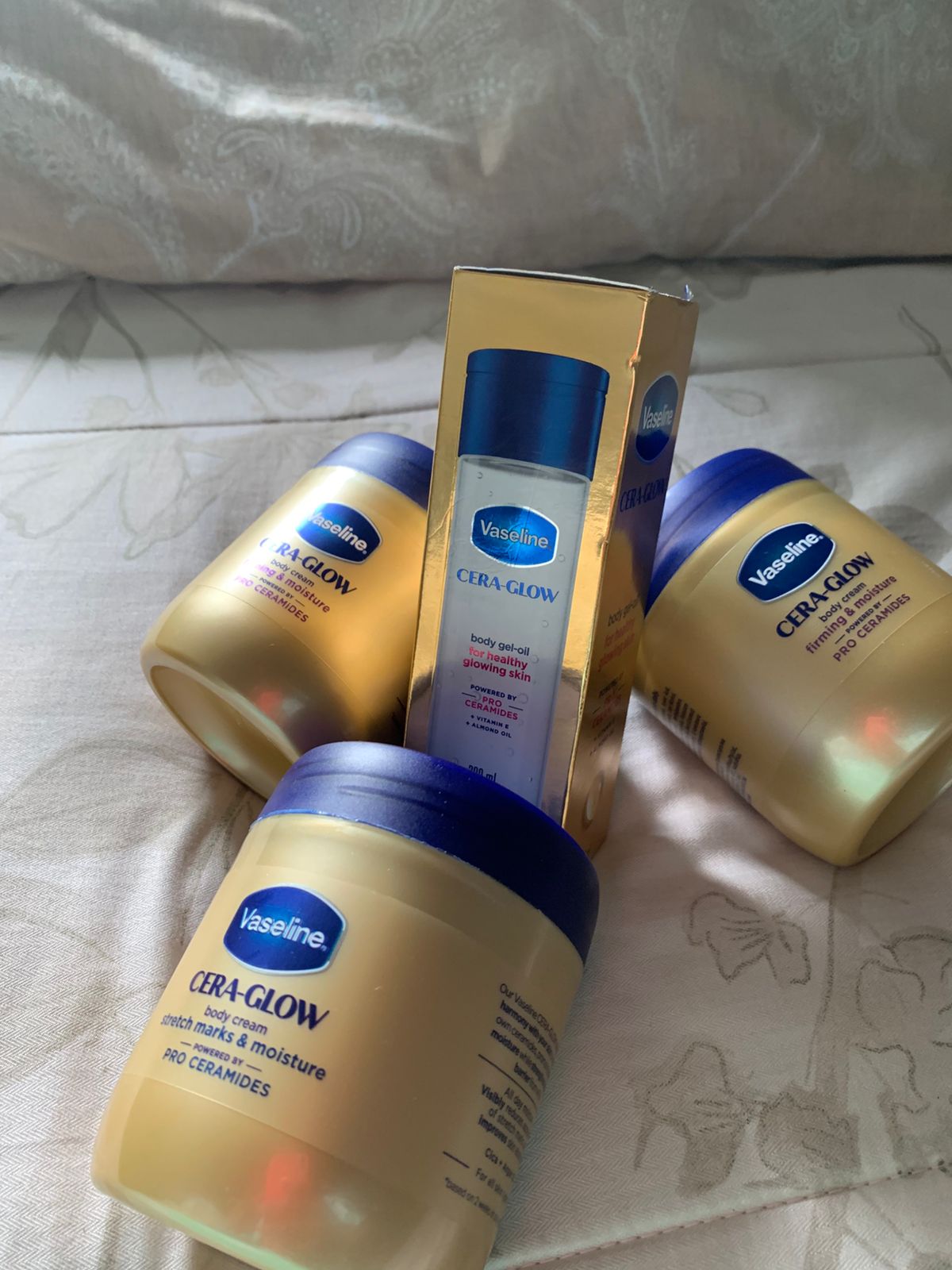 Vaseline Cera-Glow Firming Cream - rubybox